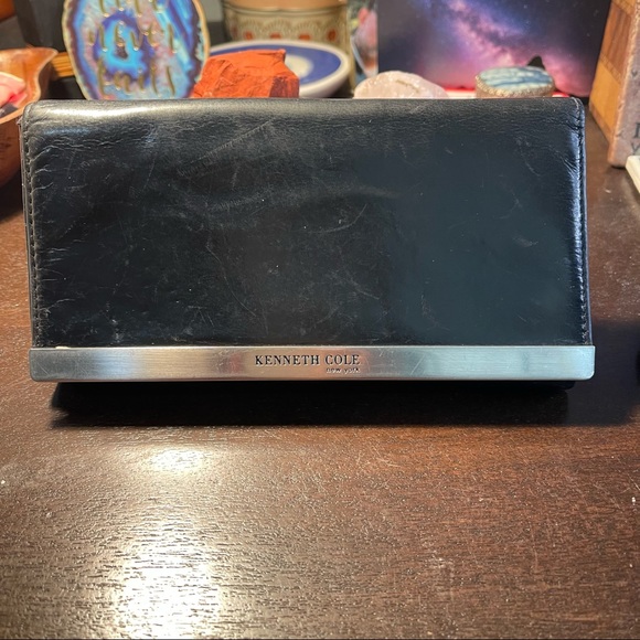 Kenneth Cole | Bags | Kenneth Cole Trifold Black Leather Wallet With ...